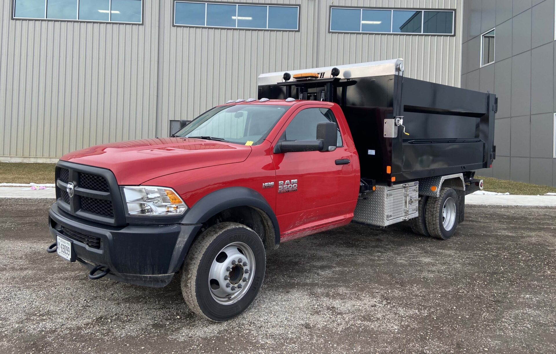 Voth – Hoekstra Equipment